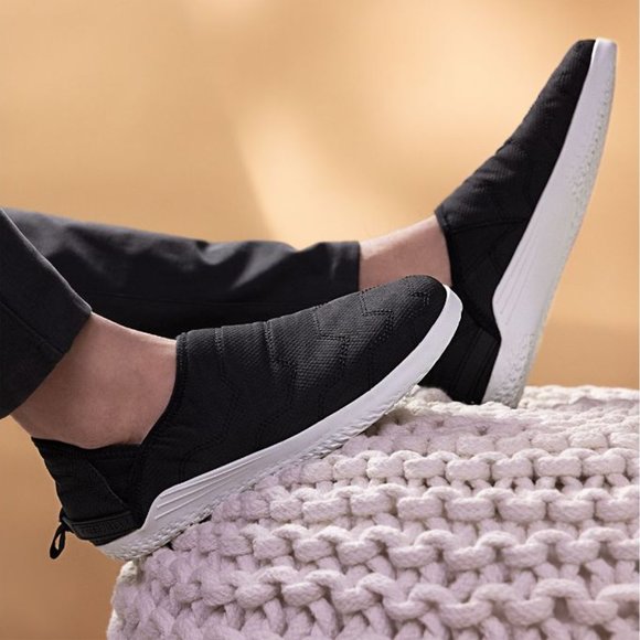 Caterpillar | Shoes | Cat Caterpillar Footwear Crossover Slip On ...